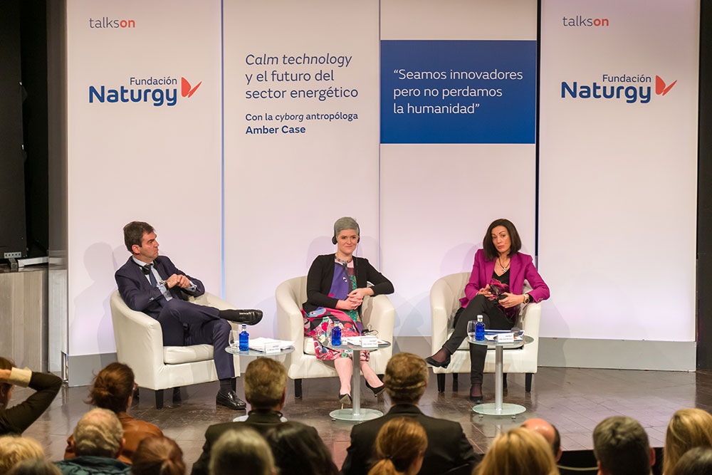 "Calm technology y el futuro del sector energético" con la cyborg ...